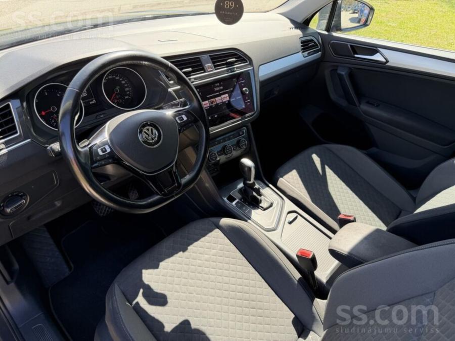 Pelēks Volkswagen Tiguan 2017 Ventspils, ar dzinēja tilpumu 2.00 L un nobraukumu 174 tūkst. km par 14500 €, foto 12 vietnē AUTOMOTO.COM.LV