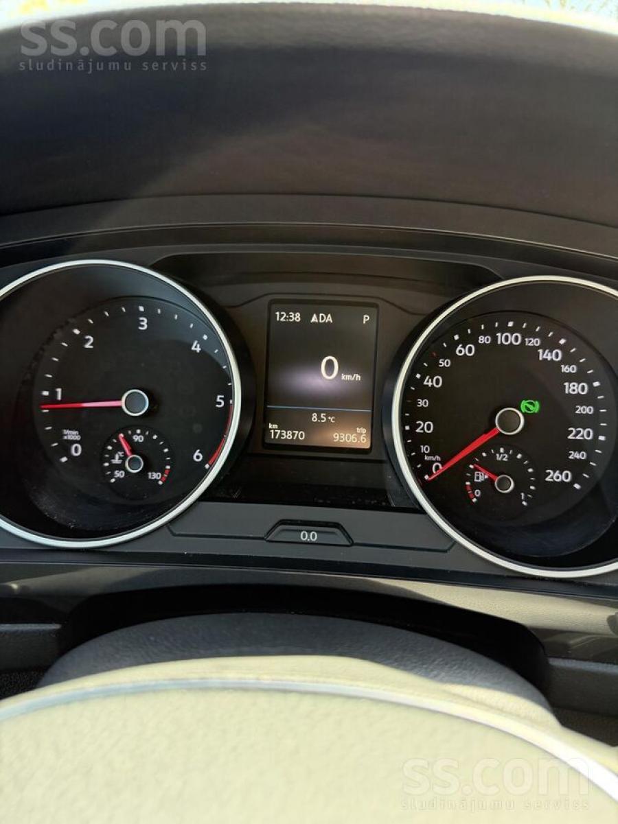 Pelēks Volkswagen Tiguan 2017 Ventspils, ar dzinēja tilpumu 2.00 L un nobraukumu 174 tūkst. km par 14500 €, foto 20 vietnē AUTOMOTO.COM.LV