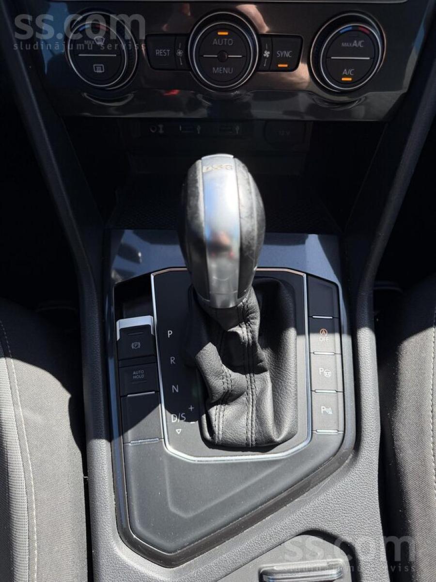 Pelēks Volkswagen Tiguan 2017 Ventspils, ar dzinēja tilpumu 2.00 L un nobraukumu 174 tūkst. km par 14500 €, foto 21 vietnē AUTOMOTO.COM.LV
