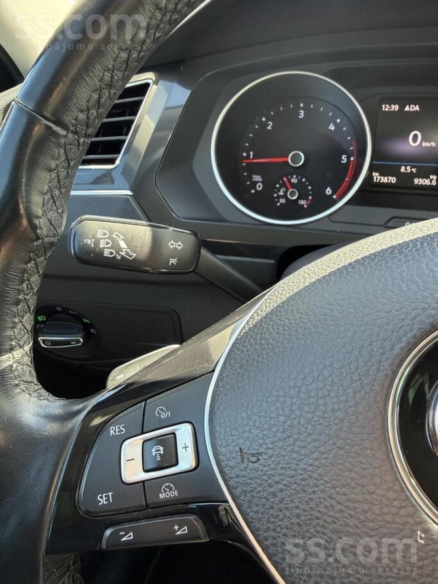 Pelēks Volkswagen Tiguan 2017 Ventspils, ar dzinēja tilpumu 2.00 L un nobraukumu 174 tūkst. km par 14500 €, foto 27 vietnē AUTOMOTO.COM.LV