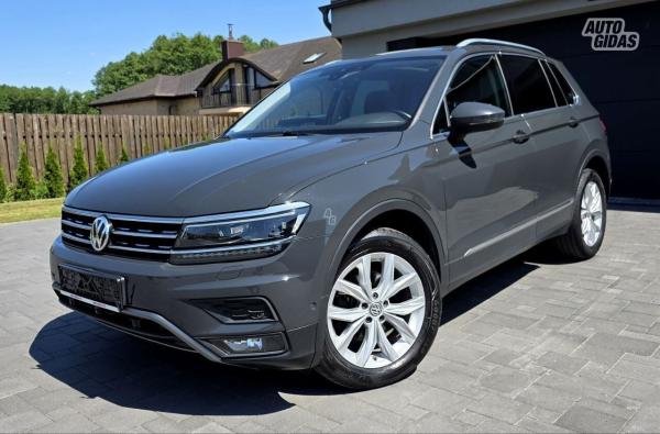 Grey Volkswagen Tiguan 2017 in Druskininkai, with an engine capacity of 2.00 L and mileage of 280 thousand km for 15150 €, photo 1 on AUTOMOTO.COM.LV
