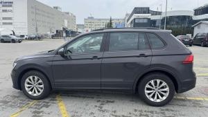 Pelēks Volkswagen Tiguan 2017 Viļņa, ar dzinēja tilpumu 1.40 L un nobraukumu 250 tūkst. km par 13300 €, foto  vietnē AUTOMOTO.COM.LV