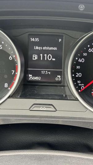 Pelēks Volkswagen Tiguan 2017 Viļņa, ar dzinēja tilpumu 1.40 L un nobraukumu 250 tūkst. km par 13300 €, foto 17 vietnē AUTOMOTO.COM.LV