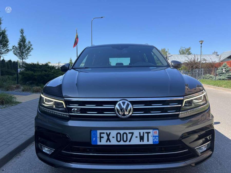 Pelēks Volkswagen Tiguan 2017 Kauņa, ar dzinēja tilpumu 2.00 L un nobraukumu 215 tūkst. km par 17300 €, foto 8 vietnē AUTOMOTO.COM.LV