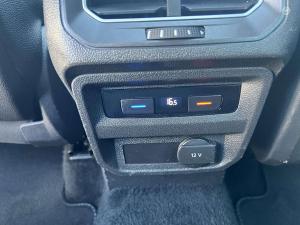 Pelēks Volkswagen Tiguan 2017 Kauņa, ar dzinēja tilpumu 2.00 L un nobraukumu 215 tūkst. km par 17300 €, foto 28 vietnē AUTOMOTO.COM.LV