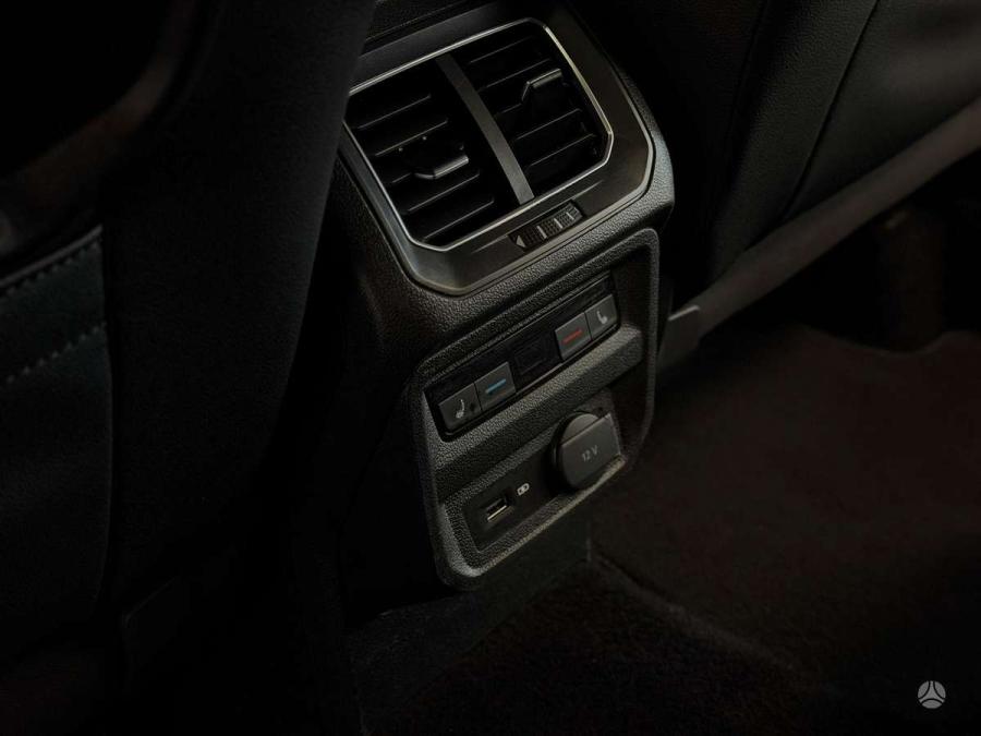 Pelēks Volkswagen Tiguan 2017 Klaipėda, ar dzinēja tilpumu 1.97 L un nobraukumu 195 tūkst. km par 18900 €, foto 13 vietnē AUTOMOTO.COM.LV
