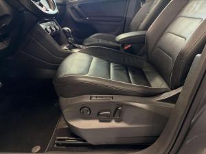 Pelēks Volkswagen Tiguan 2017 Klaipėda, ar dzinēja tilpumu 1.97 L un nobraukumu 195 tūkst. km par 18900 €, foto 14 vietnē AUTOMOTO.COM.LV