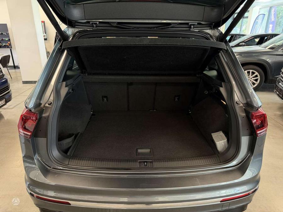 Pelēks Volkswagen Tiguan 2017 Klaipėda, ar dzinēja tilpumu 1.97 L un nobraukumu 195 tūkst. km par 18900 €, foto 18 vietnē AUTOMOTO.COM.LV