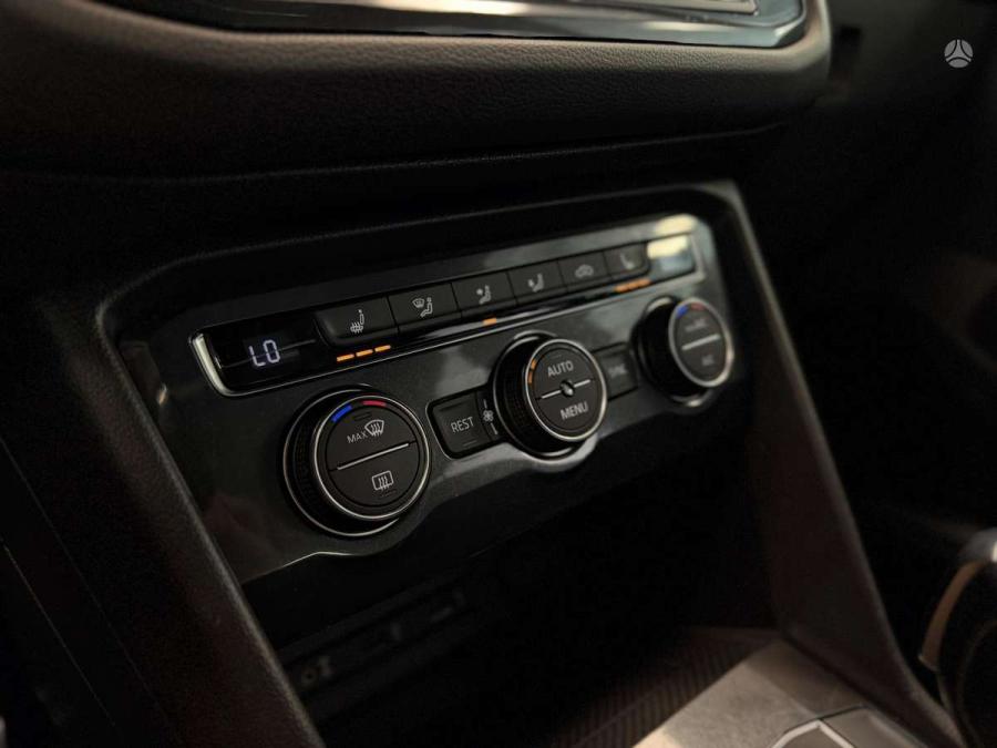 Pelēks Volkswagen Tiguan 2017 Klaipėda, ar dzinēja tilpumu 1.97 L un nobraukumu 195 tūkst. km par 18900 €, foto 29 vietnē AUTOMOTO.COM.LV