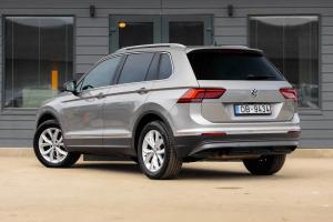 Pelēks Volkswagen Tiguan 2017 Jelgava, ar dzinēja tilpumu 2.00 L un nobraukumu 200 tūkst. km par 15350 €, foto 3 vietnē AUTOMOTO.COM.LV