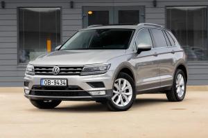 Pelēks Volkswagen Tiguan 2017 Jelgava, ar dzinēja tilpumu 2.00 L un nobraukumu 200 tūkst. km par 15350 €, foto 4 vietnē AUTOMOTO.COM.LV