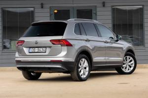 Pelēks Volkswagen Tiguan 2017 Jelgava, ar dzinēja tilpumu 2.00 L un nobraukumu 200 tūkst. km par 15350 €, foto 5 vietnē AUTOMOTO.COM.LV