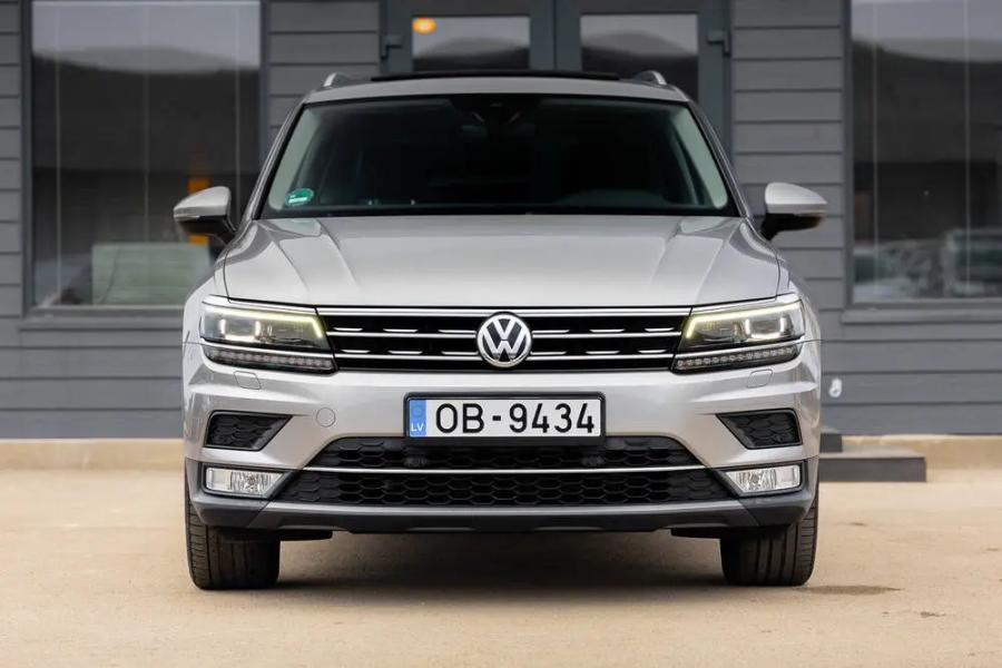 Pelēks Volkswagen Tiguan 2017 Jelgava, ar dzinēja tilpumu 2.00 L un nobraukumu 200 tūkst. km par 15350 €, foto 6 vietnē AUTOMOTO.COM.LV