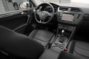 Pelēks Volkswagen Tiguan 2017 Jelgava, ar dzinēja tilpumu 2.00 L un nobraukumu 200 tūkst. km par 15350 €, foto 9 vietnē AUTOMOTO.COM.LV