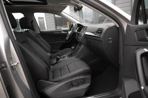 Pelēks Volkswagen Tiguan 2017 Jelgava, ar dzinēja tilpumu 2.00 L un nobraukumu 200 tūkst. km par 15350 €, foto 10 vietnē AUTOMOTO.COM.LV