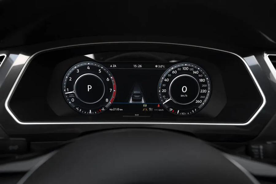 Pelēks Volkswagen Tiguan 2017 Jelgava, ar dzinēja tilpumu 2.00 L un nobraukumu 200 tūkst. km par 15350 €, foto 21 vietnē AUTOMOTO.COM.LV