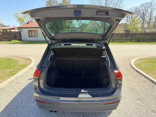 Pelēks Volkswagen Tiguan 2017 Ventspils, ar dzinēja tilpumu 2.00 L un nobraukumu 174 tūkst. km par 14500 €, foto 9 vietnē AUTOMOTO.COM.LV
