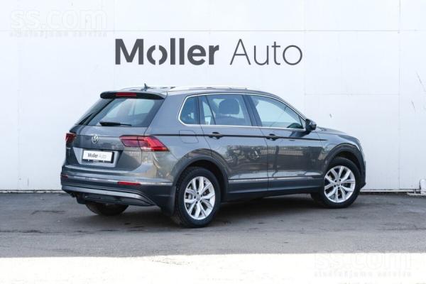 Pelēks Volkswagen Tiguan 2017 Rīga, ar dzinēja tilpumu 2.00 L un nobraukumu 79 tūkst. km par 20000 €, foto 4 vietnē AUTOMOTO.COM.LV