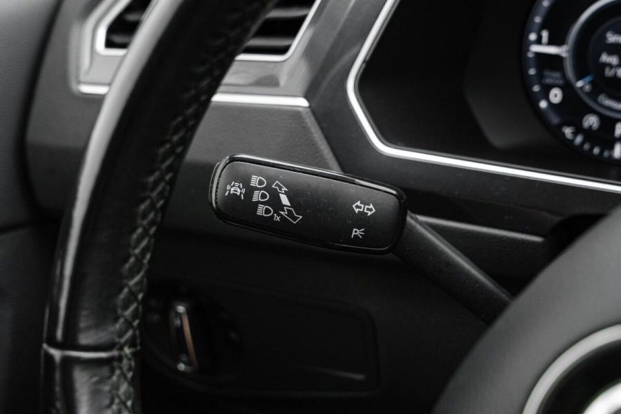 Pelēks Volkswagen Tiguan 2017 Rīga, ar dzinēja tilpumu 2.00 L un nobraukumu 94 tūkst. km par 17900 €, foto 11 vietnē AUTOMOTO.COM.LV