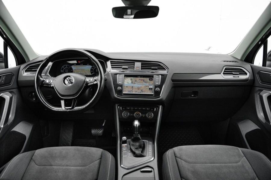 Pelēks Volkswagen Tiguan 2017 Rīga, ar dzinēja tilpumu 2.00 L un nobraukumu 94 tūkst. km par 17900 €, foto 26 vietnē AUTOMOTO.COM.LV