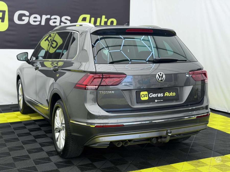 Grey Volkswagen Tiguan 2017 in Vilnius, with an engine capacity of 1.97 L and mileage of 191 thousand km for 16000 €, photo 7 on AUTOMOTO.COM.LV