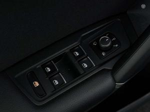 Grey Volkswagen Tiguan 2017 in Vilnius, with an engine capacity of 1.97 L and mileage of 191 thousand km for 16000 €, photo 20 on AUTOMOTO.COM.LV