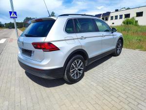 Pelēks Volkswagen Tiguan 2017 Viļņa, ar dzinēja tilpumu 1.97 L un nobraukumu 142 tūkst. km par 14500 €, foto 5 vietnē AUTOMOTO.COM.LV