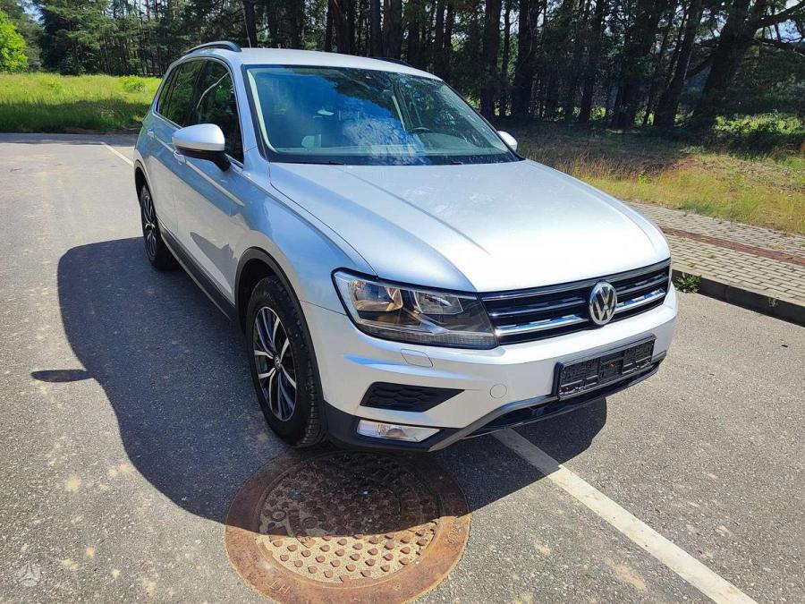 Pelēks Volkswagen Tiguan 2017 Viļņa, ar dzinēja tilpumu 1.97 L un nobraukumu 142 tūkst. km par 14500 €, foto 16 vietnē AUTOMOTO.COM.LV