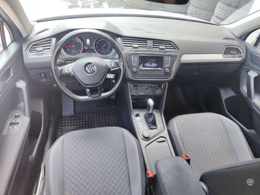 Pelēks Volkswagen Tiguan 2017 Viļņa, ar dzinēja tilpumu 1.97 L un nobraukumu 142 tūkst. km par 14500 €, foto 19 vietnē AUTOMOTO.COM.LV