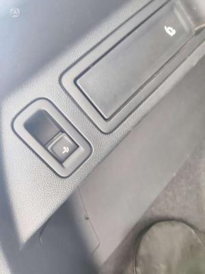 Pelēks Volkswagen Tiguan 2017 Viļņa, ar dzinēja tilpumu 1.97 L un nobraukumu 142 tūkst. km par 14500 €, foto 23 vietnē AUTOMOTO.COM.LV
