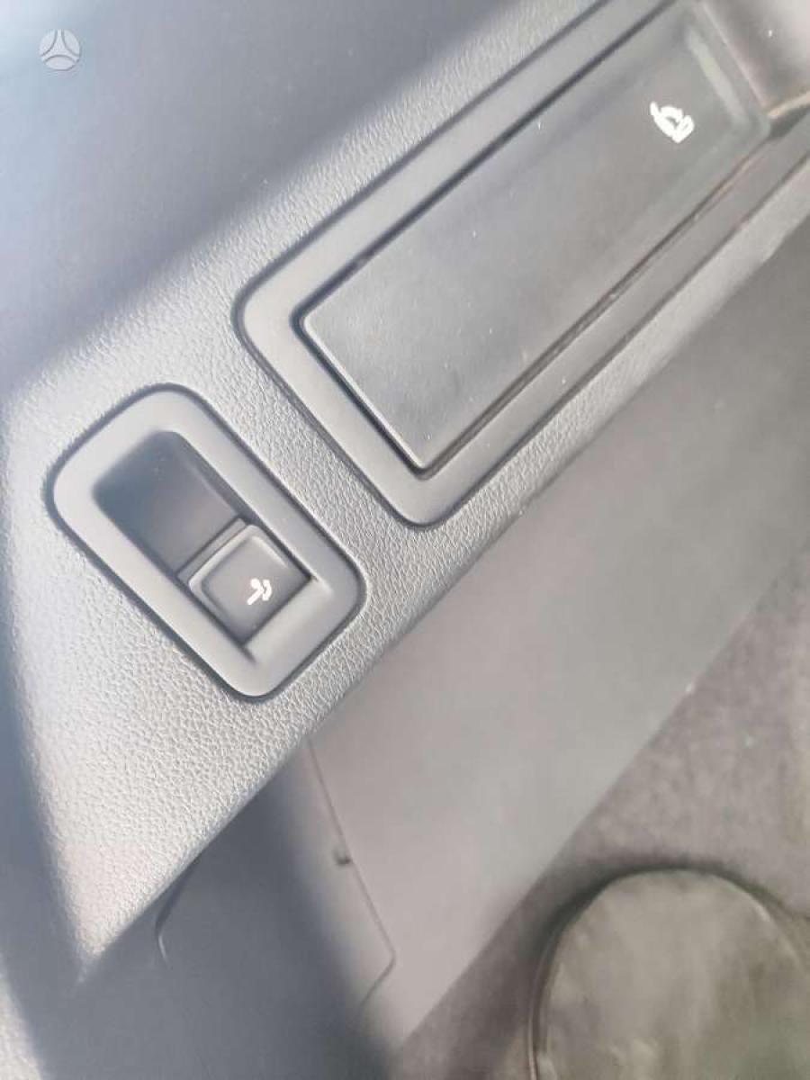 Pelēks Volkswagen Tiguan 2017 Viļņa, ar dzinēja tilpumu 1.97 L un nobraukumu 142 tūkst. km par 14500 €, foto 23 vietnē AUTOMOTO.COM.LV