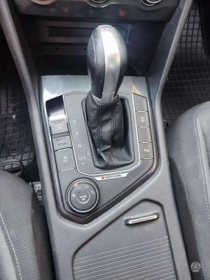 Pelēks Volkswagen Tiguan 2017 Viļņa, ar dzinēja tilpumu 1.97 L un nobraukumu 142 tūkst. km par 14500 €, foto 25 vietnē AUTOMOTO.COM.LV