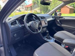 Grey Volkswagen Tiguan 2017 in Klaipeda, with an engine capacity of 1.97 L and mileage of 181 thousand km for 14500 €, photo 11 on AUTOMOTO.COM.LV