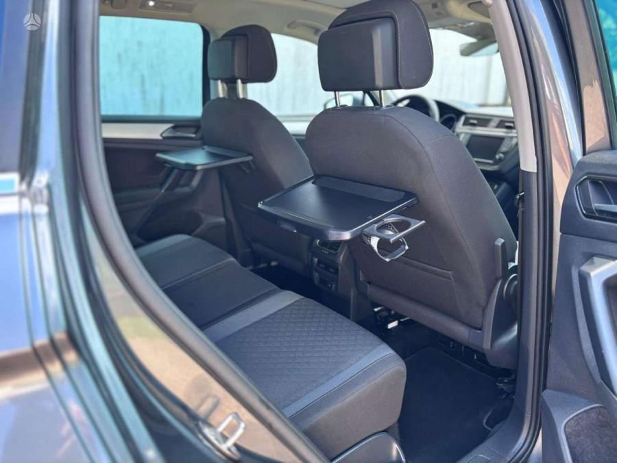 Grey Volkswagen Tiguan 2017 in Klaipeda, with an engine capacity of 1.97 L and mileage of 181 thousand km for 14500 €, photo 13 on AUTOMOTO.COM.LV