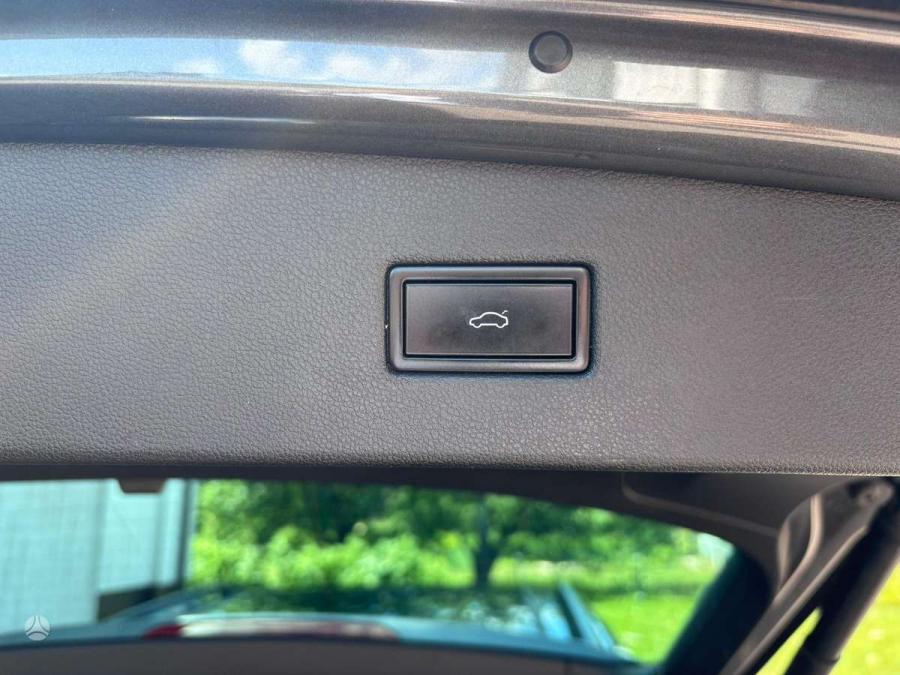 Grey Volkswagen Tiguan 2017 in Klaipeda, with an engine capacity of 1.97 L and mileage of 181 thousand km for 14500 €, photo 16 on AUTOMOTO.COM.LV