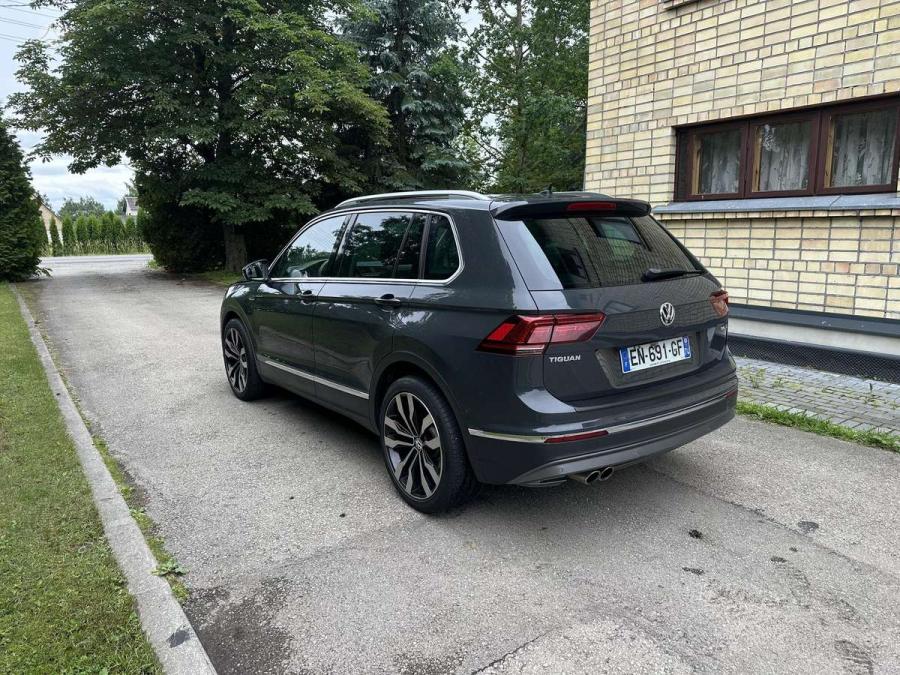 Pelēks Volkswagen Tiguan 2017 Kauņa, ar dzinēja tilpumu 1.97 L un nobraukumu 241 tūkst. km par 12600 €, foto 8 vietnē AUTOMOTO.COM.LV