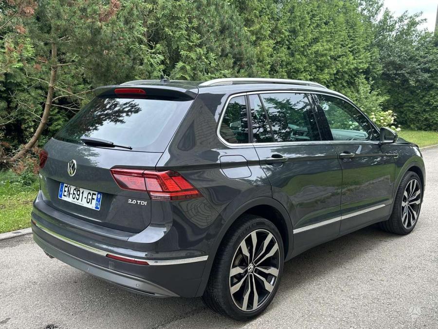 Pelēks Volkswagen Tiguan 2017 Kauņa, ar dzinēja tilpumu 1.97 L un nobraukumu 241 tūkst. km par 12600 €, foto 9 vietnē AUTOMOTO.COM.LV