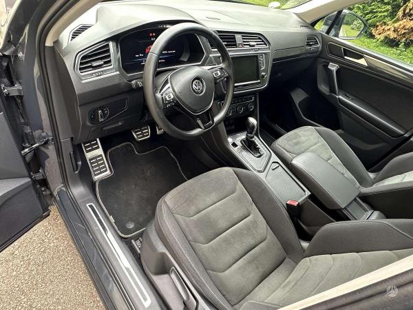 Pelēks Volkswagen Tiguan 2017 Kauņa, ar dzinēja tilpumu 1.97 L un nobraukumu 241 tūkst. km par 12600 €, foto 10 vietnē AUTOMOTO.COM.LV