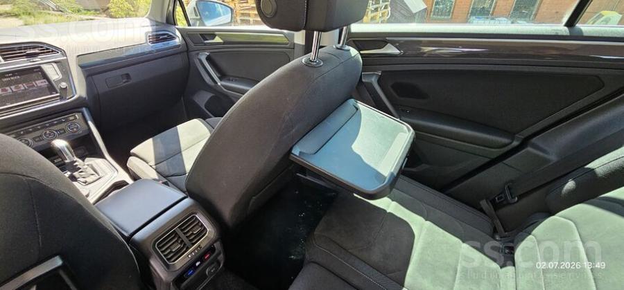 Pelēks Volkswagen Tiguan 2017 Rīga, ar dzinēja tilpumu 2.00 L un nobraukumu 305 tūkst. km par 13000 €, foto 12 vietnē AUTOMOTO.COM.LV