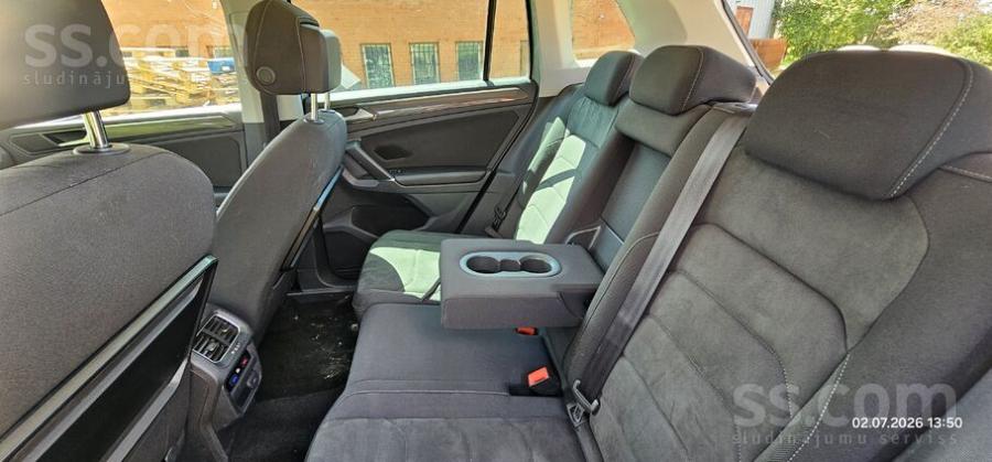 Pelēks Volkswagen Tiguan 2017 Rīga, ar dzinēja tilpumu 2.00 L un nobraukumu 305 tūkst. km par 13000 €, foto 13 vietnē AUTOMOTO.COM.LV