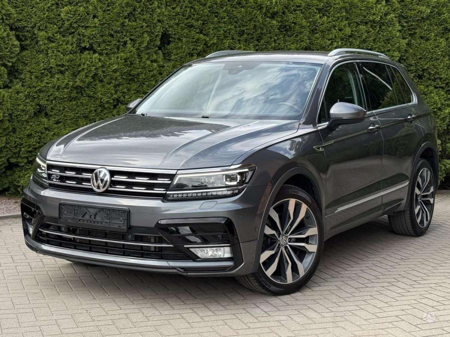 Grey Volkswagen Tiguan 2017 in Jonava, with an engine capacity of 1.97 L and mileage of 235 thousand km for 16450 €, photo 1 on AUTOMOTO.COM.LV