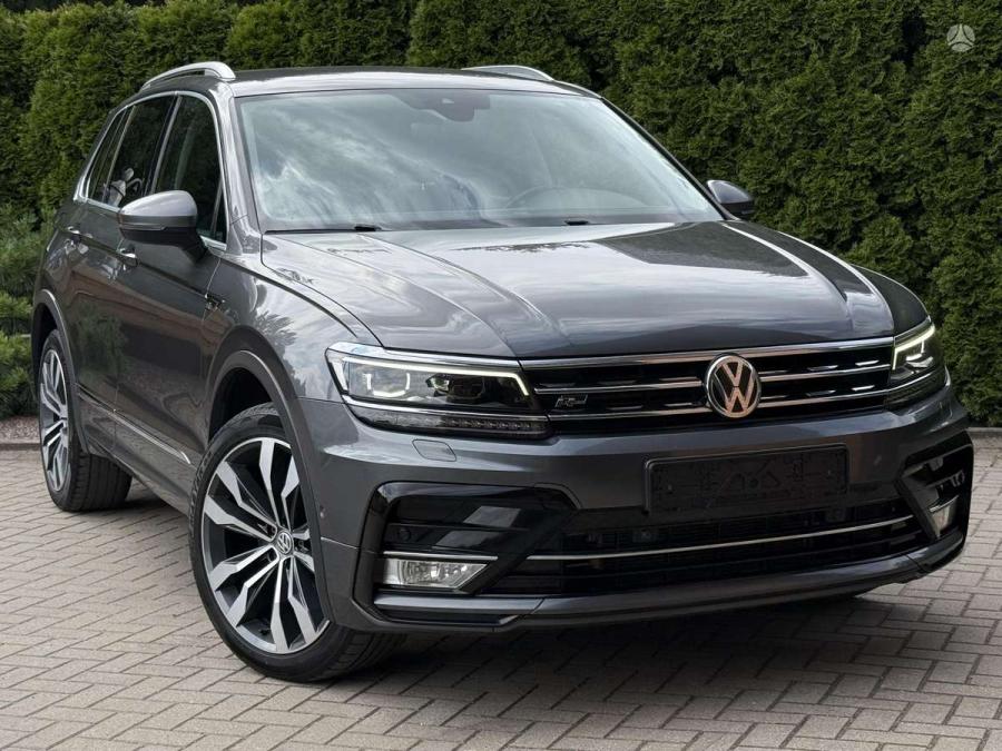 Grey Volkswagen Tiguan 2017 in Jonava, with an engine capacity of 1.97 L and mileage of 235 thousand km for 16450 €, photo 5 on AUTOMOTO.COM.LV