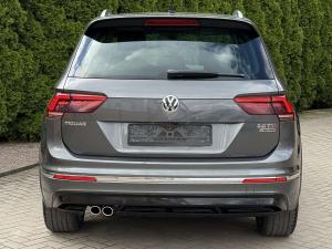 Grey Volkswagen Tiguan 2017 in Jonava, with an engine capacity of 1.97 L and mileage of 235 thousand km for 16450 €, photo 9 on AUTOMOTO.COM.LV
