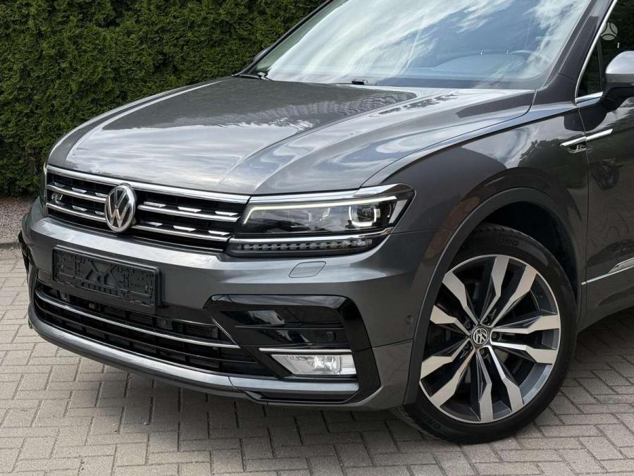 Grey Volkswagen Tiguan 2017 in Jonava, with an engine capacity of 1.97 L and mileage of 235 thousand km for 16450 €, photo 15 on AUTOMOTO.COM.LV