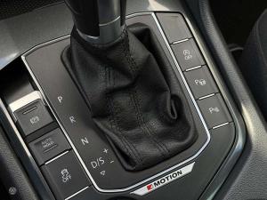 Grey Volkswagen Tiguan 2017 in Jonava, with an engine capacity of 1.97 L and mileage of 235 thousand km for 16450 €, photo 34 on AUTOMOTO.COM.LV