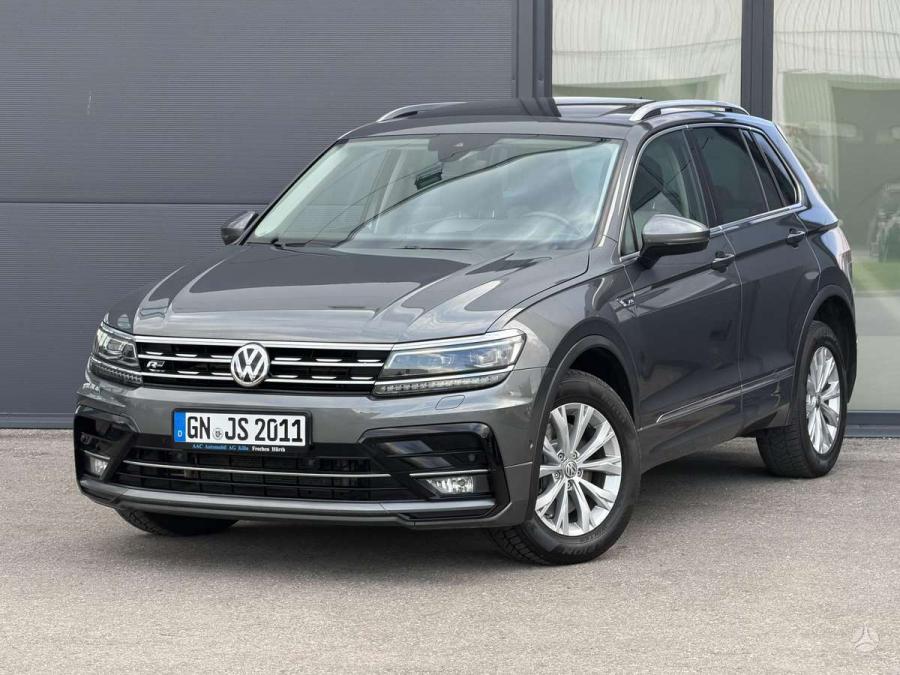 Grey Volkswagen Tiguan 2017 in Jonava, with an engine capacity of 1.97 L and mileage of 290 thousand km for 15990 €, photo 3 on AUTOMOTO.COM.LV