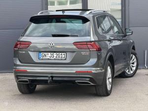 Grey Volkswagen Tiguan 2017 in Jonava, with an engine capacity of 1.97 L and mileage of 290 thousand km for 15990 €, photo 10 on AUTOMOTO.COM.LV