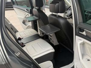 Grey Volkswagen Tiguan 2017 in Jonava, with an engine capacity of 1.97 L and mileage of 290 thousand km for 15990 €, photo 36 on AUTOMOTO.COM.LV