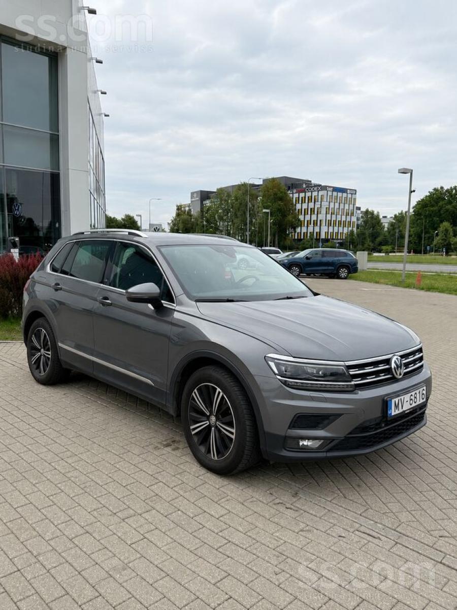 Pelēks Volkswagen Tiguan 2017 Rīga, ar dzinēja tilpumu 2.00 L un nobraukumu 131 tūkst. km par 17900 €, foto 1 vietnē AUTOMOTO.COM.LV