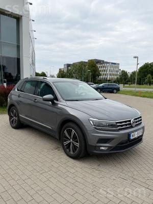 Pelēks Volkswagen Tiguan 2017 Rīga, ar dzinēja tilpumu 2.00 L un nobraukumu 131 tūkst. km par 17900 €, foto 11 vietnē AUTOMOTO.COM.LV